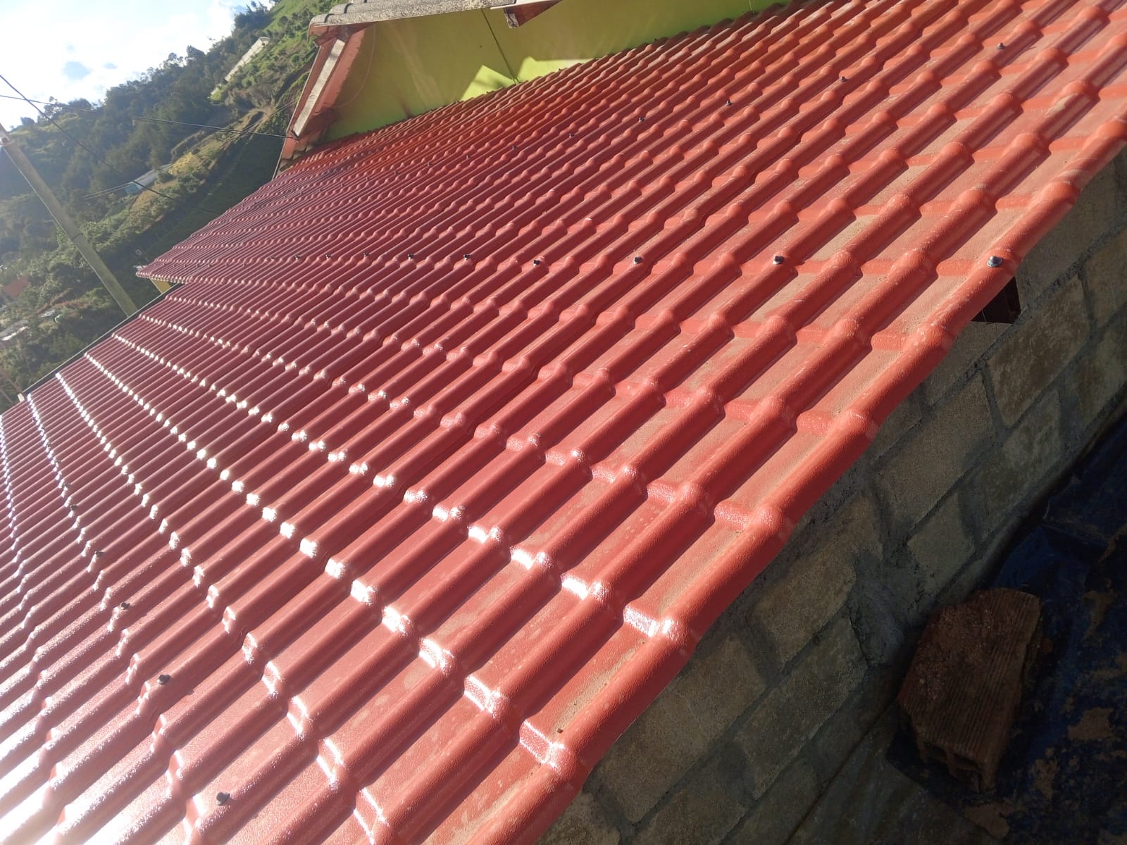 Tejas en UPVC Termoacústicas Terracota: resistencia, estética y confort ...
